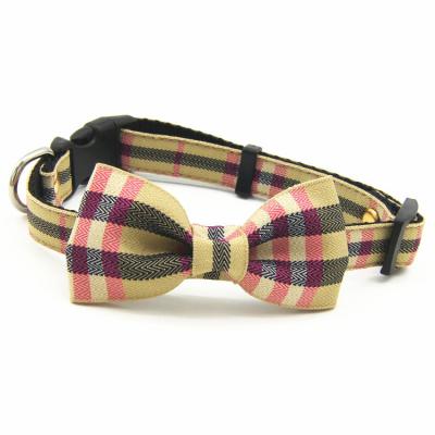 Cina Piccolo collare medio di vendita caldo di Bowknot del cane di stile del modello regolabile britannico del plaid in vendita