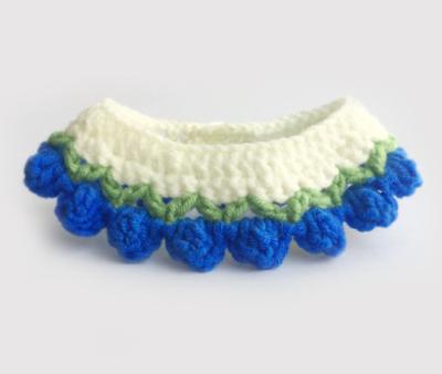 Cina Di lana fatto a mano del guinzaglio del collare di Tulip Bib Cat Dog Pet tricottato in vendita
