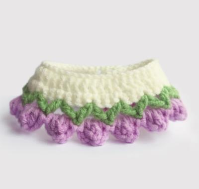 Cina Di lana fatto a mano del guinzaglio del collare di Tulip Bib Cat Dog Pet tricottato in vendita