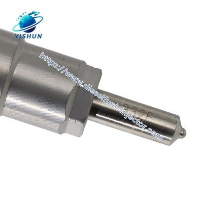 China 095000-6240 Inyector de ferrocarril común para el motor Navara 2.5l D22 Yd25 en venta