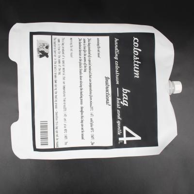 China Calf Drencher 32.8 X 39.5cm Colstrum Bag For Easy Storage Of Bovine Colostrum for sale