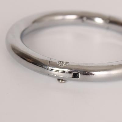Cina Anello del naso del toro di 10 mm di grossolanezza con acciaio al carbonio resistente e cromatura in vendita