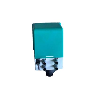 중국 높은 생산성 GEA 밀싱 머신 전기 펄세이터 4 진공 포트 60/40 비율 판매용