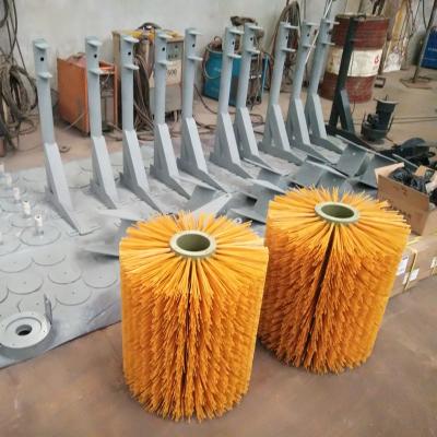 China Grooming And Cleaning Cow Hair Care Brush Rotating Prevention No More Tangles for sale