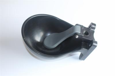 中国 耐久動物牛飲むボール、給水装置の農場水たらい 販売のため