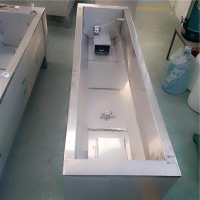 中国 飲んでいる牛搾り出す機械のためのステンレス鋼の家畜の水漕 販売のため