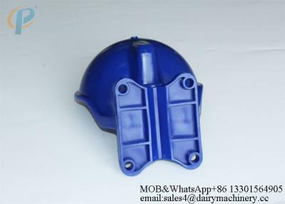 China 2L Capacity Goat Water Bowl With FDA Plastic Farm Raising Tool Drinking Fountain for sale