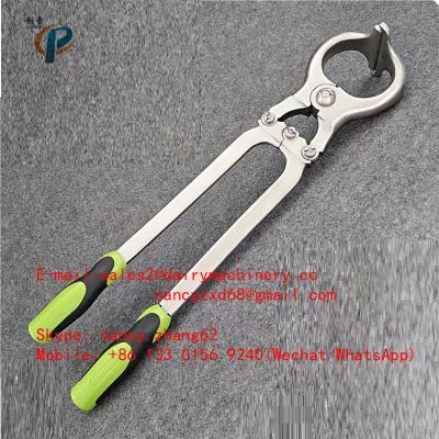 China Cattle Bloodless Castrator, Bull burdizzo castrator, Burdizzo Forceps for castrating a bull, veterinary instruments for sale
