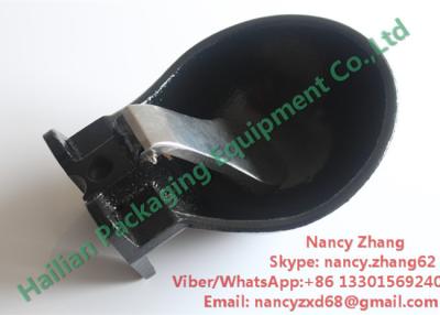 Cina Ciotola automatica dell'acqua del bestiame del ghisa di abbeveratoio dell'azienda agricola con la lingua d'acciaio in vendita