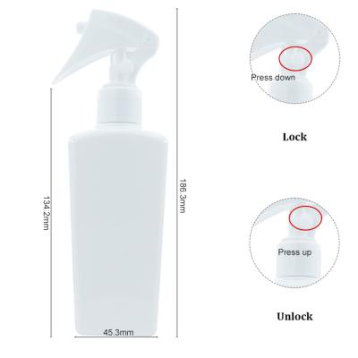 China Square 500ml Fine Mist Spray Bottle Plastic Customizable Colors Design for sale