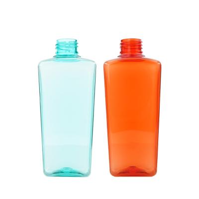China Square 500ml Fine Mist Spray Bottle Plastic Customizable Colors Design for sale
