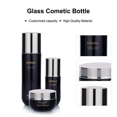 Cina Confezione per la cura della pelle in plastica nera di lusso 50 ml 120 ml 50 g Per la cura del viso in vendita