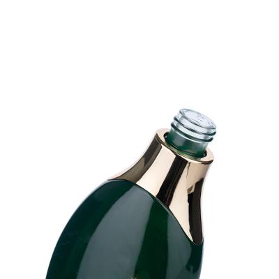 China Embalagem Cosmética de vidro de luxo de 120 ml Loção verde para cuidados pessoais à venda