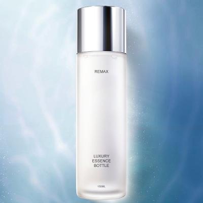 Cina Moderno Elegante 30ml 50ml Cosmetico Imballaggio Bottiglia Bianco Frosted E Cappuccio d' argento in vendita