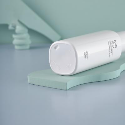 Cina Bottiglia di lozione di plastica con testa di pompa personalizzabile per la distribuzione personalizzata di prodotti per la cura della pelle in vendita