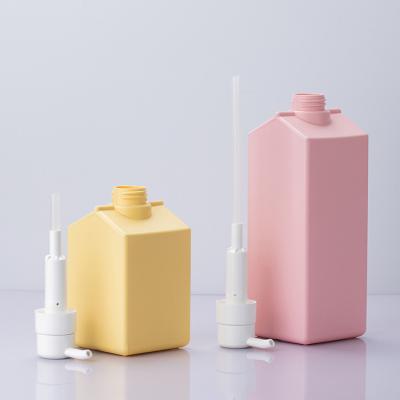 Cina 500 ml/1000 ml Bottiglia rosa/gialla PET liscia con pompa bianca in vendita