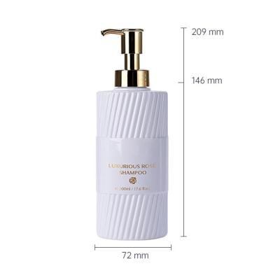 Cina 500 ml Bianco/Nero cilindrico liscio e a spirale con pompa dorata per la bottiglia di lozione per shampoo in vendita