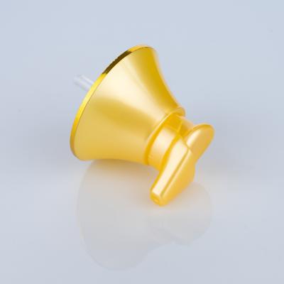 Cina 20/410 Testa di pompa di lozione in forma di ventola in oro per bottiglie di gel per doccia e bottiglie di shampoo per bagno per la cura della pelle e dei capelli in vendita