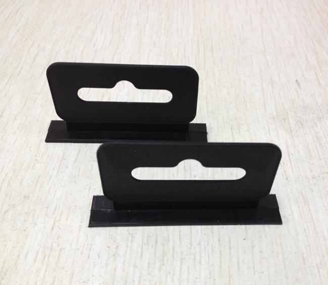 box plastic hang tabs packing
