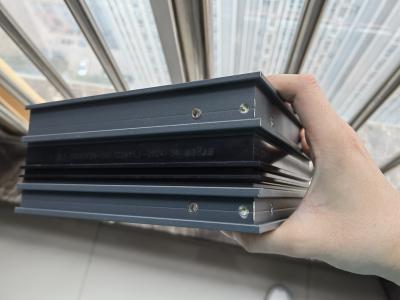 China 1.4 mm aluminium ruit met dubbele beglazing, warmtegeleiding 0,2-0,3 W/mK Te koop