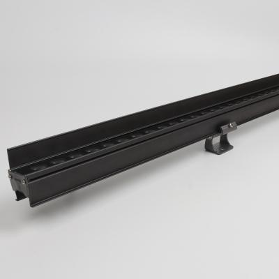 China Outdoor landscape 36W LED Wall Washer Aluminum Lamp Body with Double-Angle Lens for Landscape IP67 Rating for sale