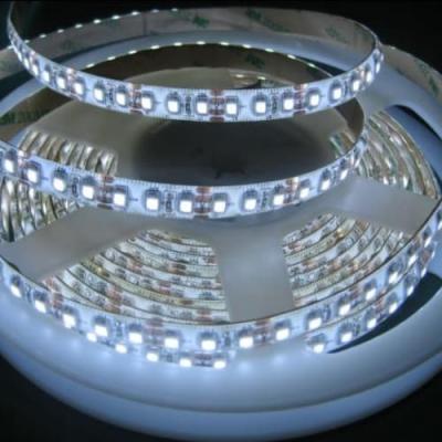 Cina Alta qualità 5M 2835 SMD LED Strip Decorazione interna 240 LED 24V 12W/M Luce Colorato 4000K 12V Switch Mode Controller in vendita