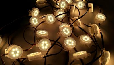 China Street Side LED Point Lights 30mm Ip67 Pc Programmable Full Color Contour Lighting For Festival And Event Ambiance for sale