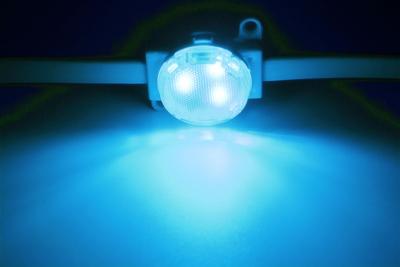 Chine Le PC Shell IP67 30mm 0.9W 15V a mené des lumières de ficelle de pixel à vendre