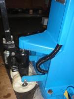 China hydraulic one post car lifting machine for sale