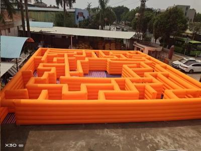 Cina Orange 100SQM Parco esterno Parco giochi labirinto gonfiabile In vendita in vendita