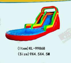 China Deslizador inflable vibrante y colorido para niños en venta