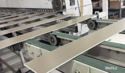 Cina Pavimento SPC con installazione a clic da 4,0 mm con supporto in IXPE, perfetto per le tue esigenze e richieste di pavimentazione in vendita