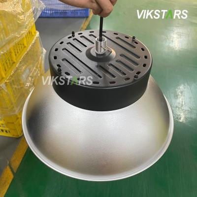 China 100W 150W 200W 300W Goedkope prijs UFO High Bay lichten voor binnen magazijn werkplaats verlichting Te koop