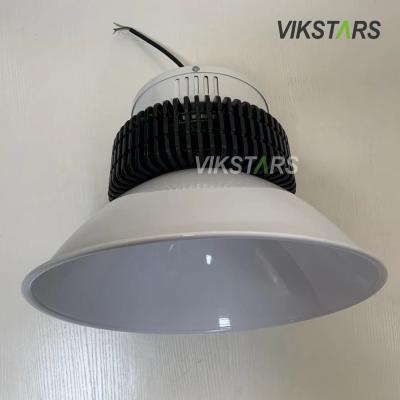 Cina 100W 150W 200W 250W Aluminum Fin LED High Bay Lights per illuminazione commerciale con riflettore in vendita