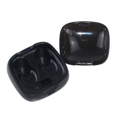 Cina 0.01mm Plastic Injection Molding Bluetooth Headset Charging Chamber Shell in vendita