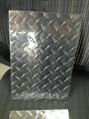 China Anti Slip Diamond Tread Aluminum Sheet 1050 H24 1-7 Mm Thickness for sale