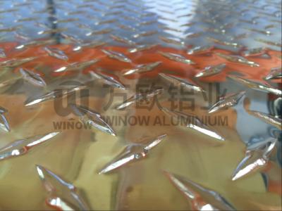 China 1050 Alloy Aluminium Diamond Plate 1-7mm Thickness For Building Material for sale