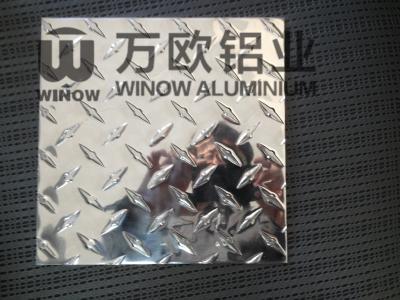 China 1050 1060 Aluminium Diamond Plate, Anti Slip Diamond Plate Sheets 1200x2400mm for sale