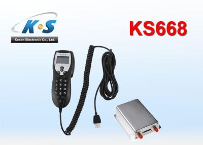中国 対面音声通信のための受話器を RS232 港の使用を持つ GSM850/900/1800/1900MHZ 車の GPS 追跡者 販売のため