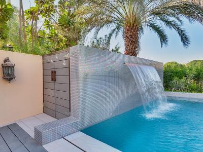 Cina Tecnica di vetro Piscina grigio Piastrelle di mosaico per un aspetto senza tempo in piscina esterna in vendita