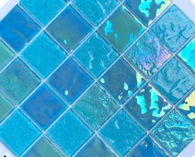 Cina Materiale da costruzione Piastrelle per piscina Infissi in vetro standard anti-slip adesivo in mosaico per stanza in vendita