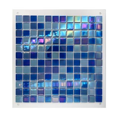 China Piscina azulejos de mosaico de vidro em design de onda azul do mar para material de construção de hotéis à venda
