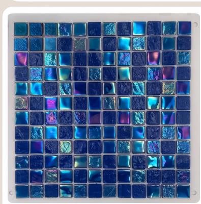China Mosaïek van porselein voor zwembad en badkamer 300*300*8 mm voor decoratie of ruimte Te koop