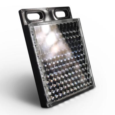 China Retro-Reflective Infrared Detector IRR-7R | Compatible with Garage Door Openers 7m for sale