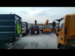 N Series 130hp 7cbm ISUZU Road Sweeper Truck Road Washing Truck 70000L
