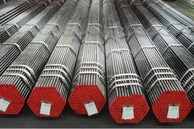 Cina tubo senza cuciture liscio dell'acciaio legato di 4 tubi per il materiale da costruzione per il tubo fluido in vendita
