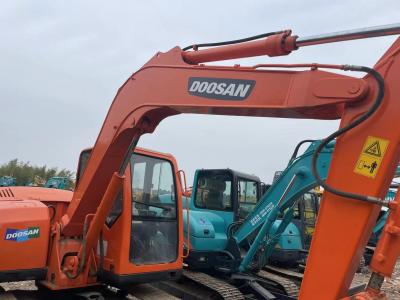 China Used mini excavator Doosan DX75 small digger used machinery 6 tons hand earth digger small digger for sale