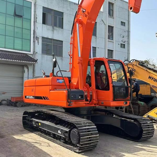 Quality Medium 20 Ton Bagger Used DOOSAN DX225LC Second Hand Diggers for sale
