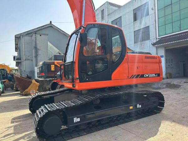 Quality Medium 20 Ton Bagger Used DOOSAN DX225LC Second Hand Diggers for sale