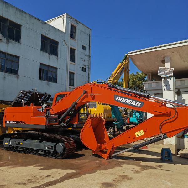 Quality 22 Ton Bagger Used Doosan Dx225lca Used Crawler Excavator for sale